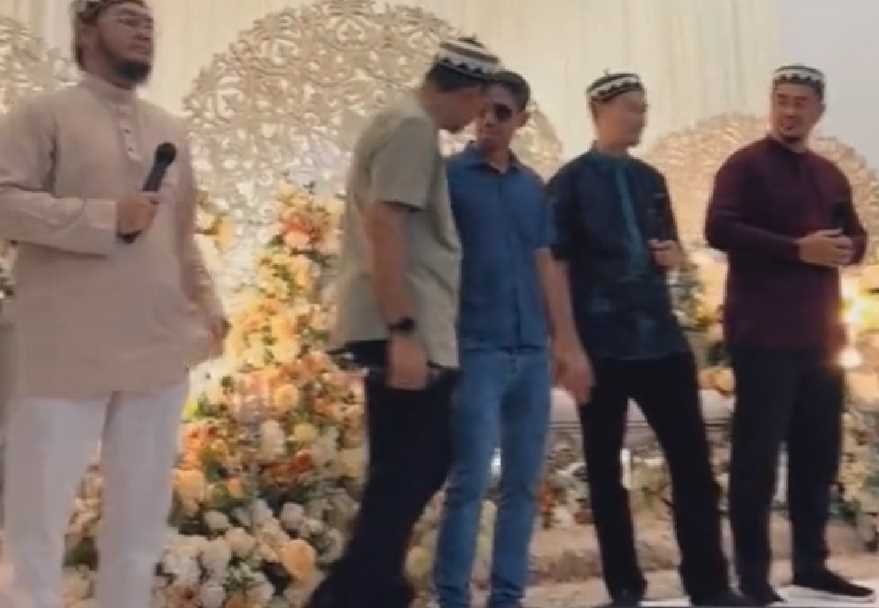 Video Persembahan Terakhir Arwah Suhaimi Saad Bersama Kumpulan Inteam ...