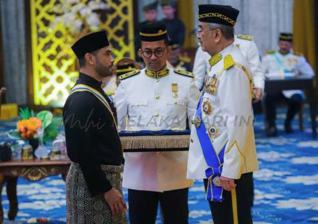 Ramai persoalkan bagaimana Remy Ishak boleh dapat pangkat Datuk - PADUMEDIA PRESS